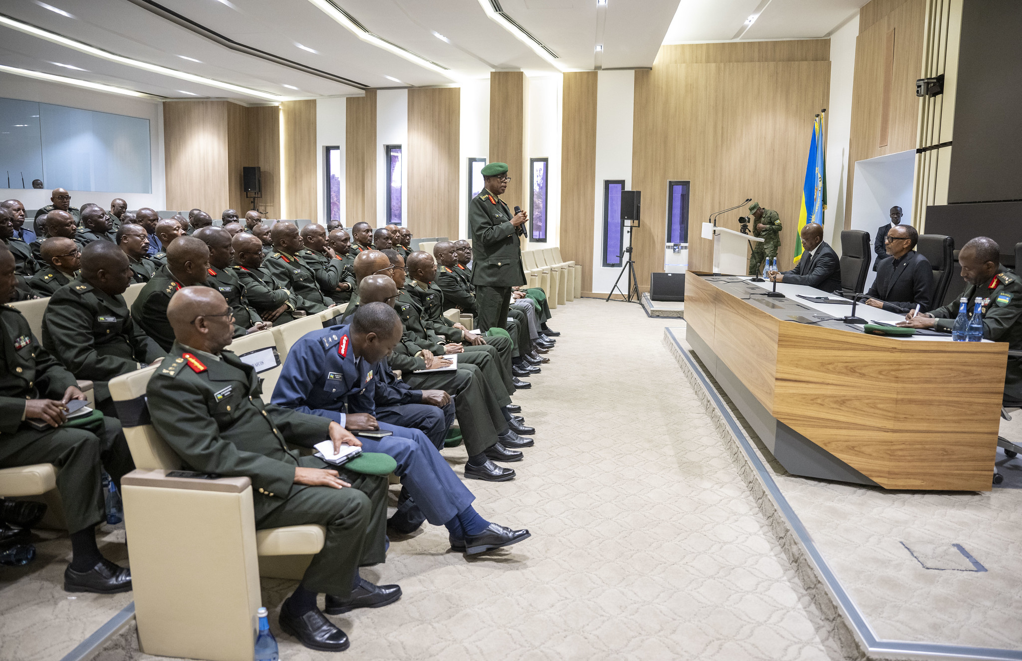 Meeting with Retired RDF Generals and Senior Officers | Kigali, 1 ...